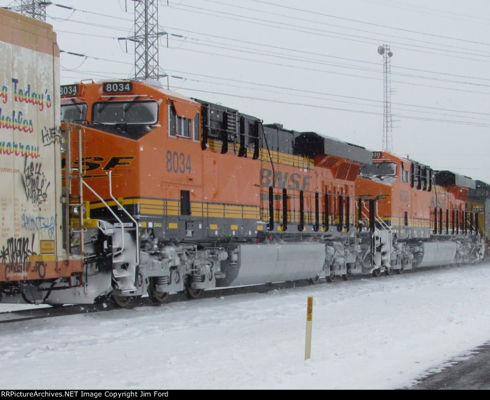 BNSF 8034